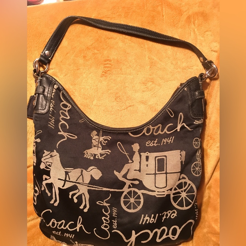 Coach Horse Carriage Hobo Boho Shoulder Handbag W/Wri… - Gem